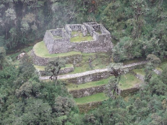 Machu Picchu: a World Heritage threatened by Human Development