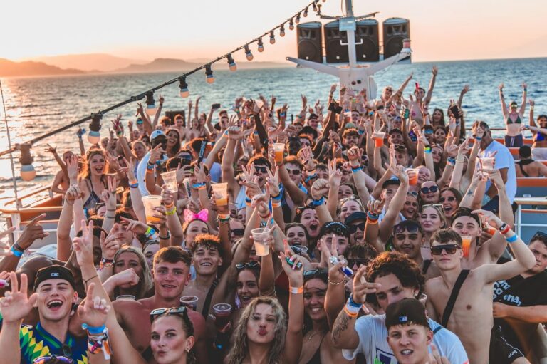 Travel Blog for Family, Couple and Adventure Travellers